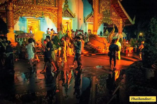 Visakha Bucha Day en Thaïlande